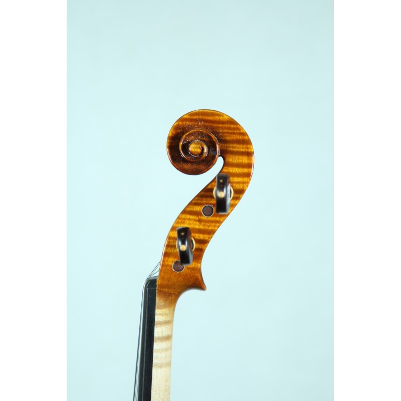 Luca Conti violin